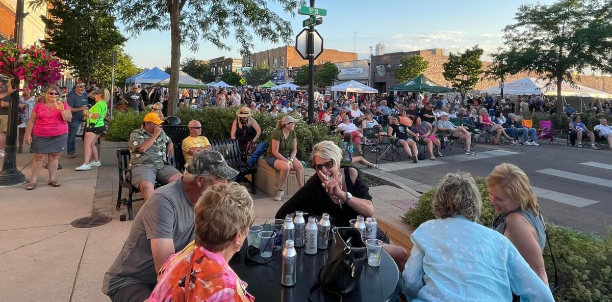 IVORY | LEGENDARY ROCK & ROLL